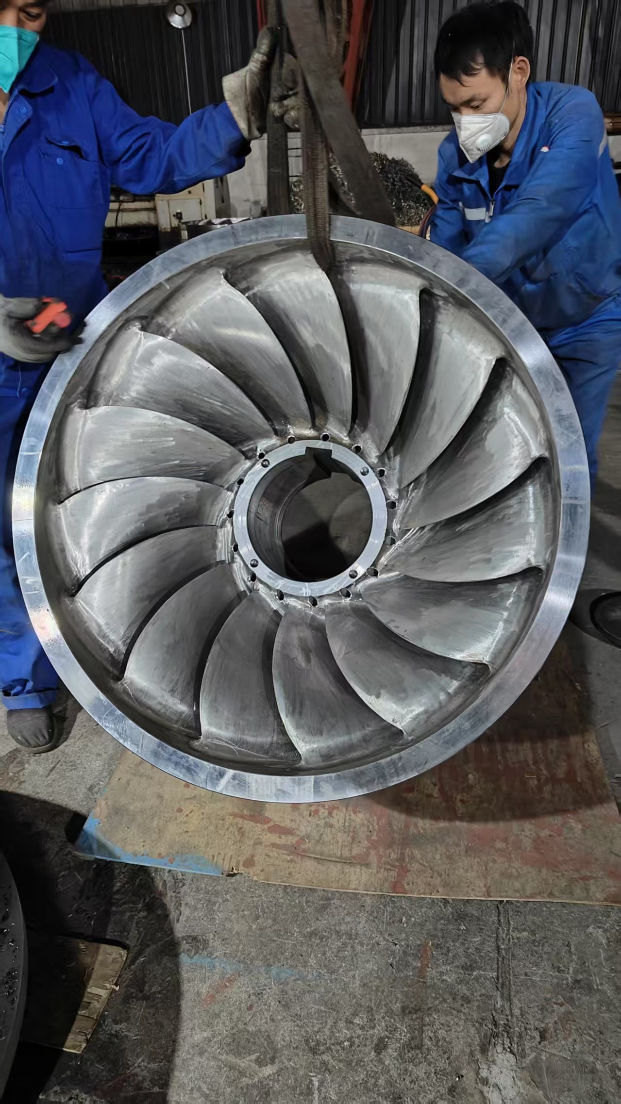 45cm-180cm Runner Range Hydro Turbine Runner with Multiple Blades