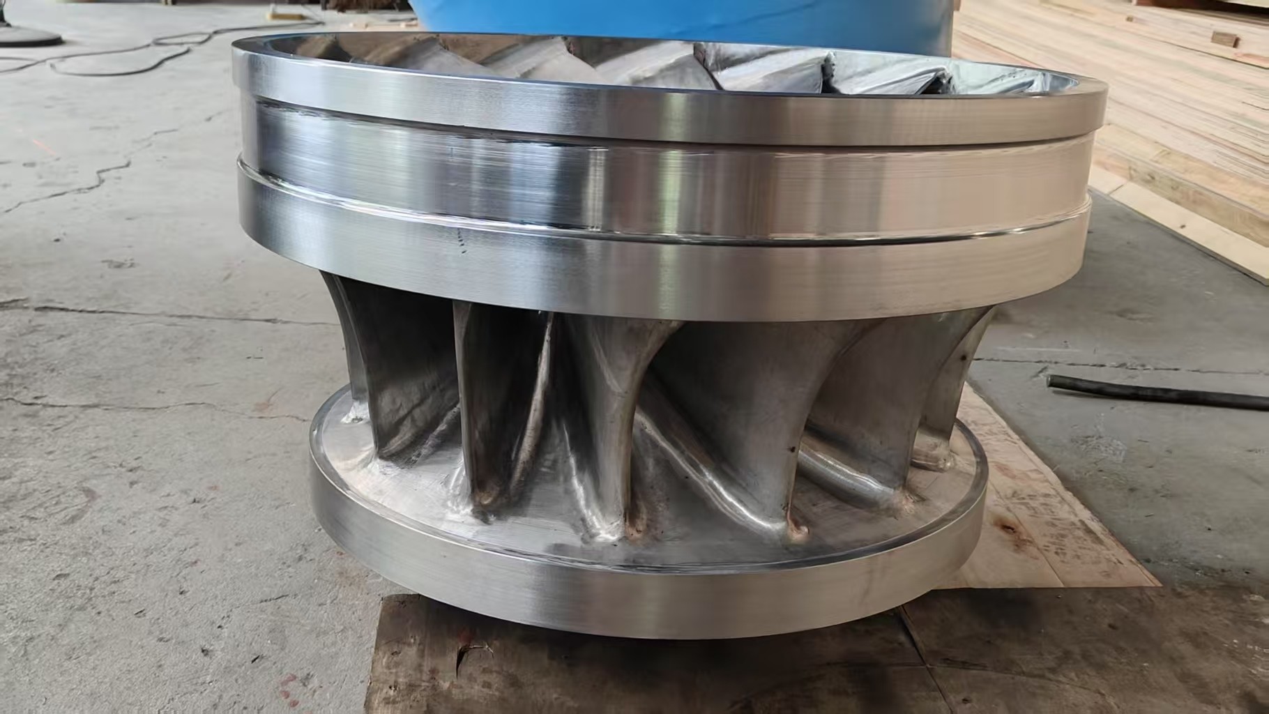 High or Low Speed Rotation Hydro Turbine Runner with Hardened Metals ...